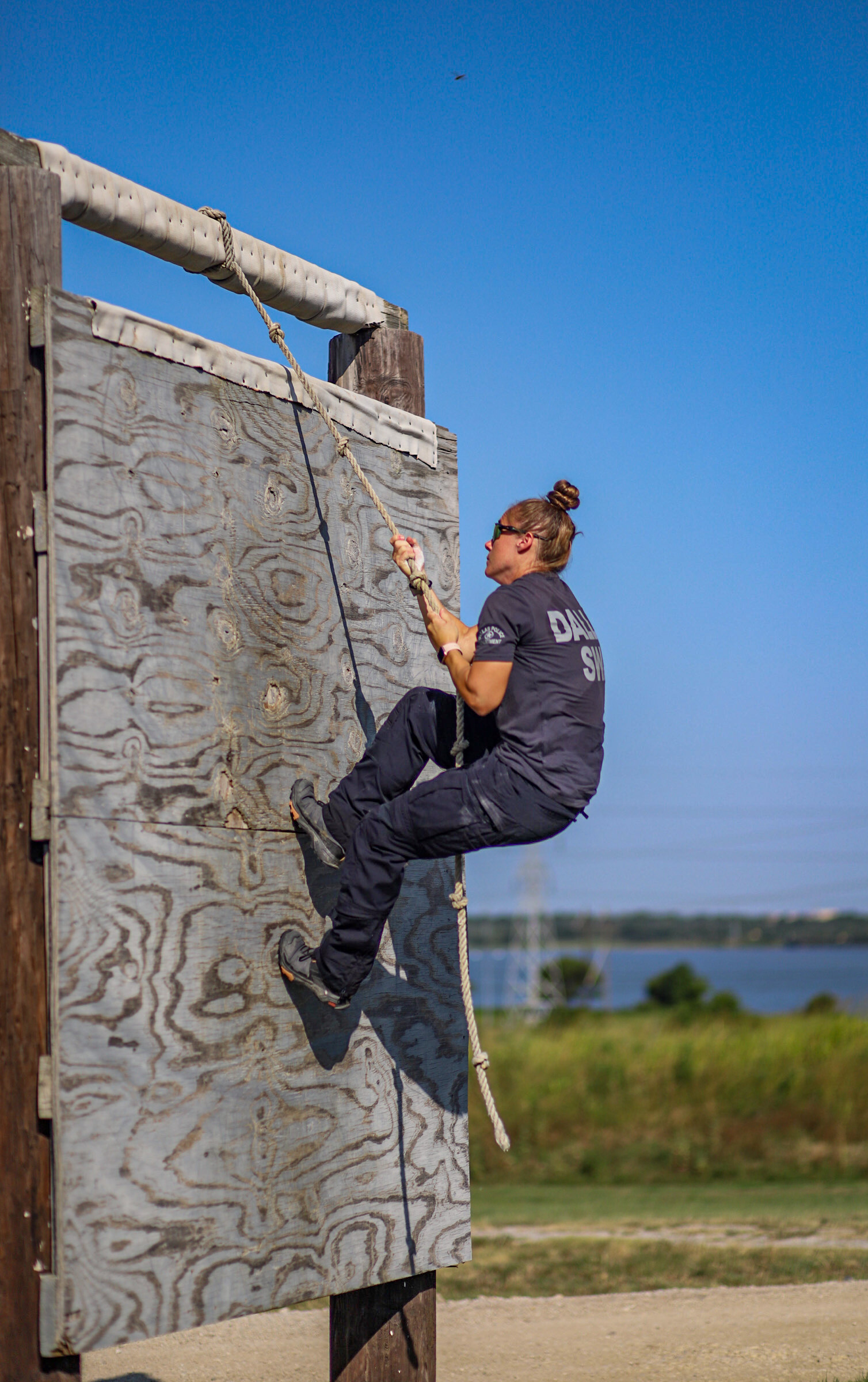 FemaleOfficersImg - Thumbnails